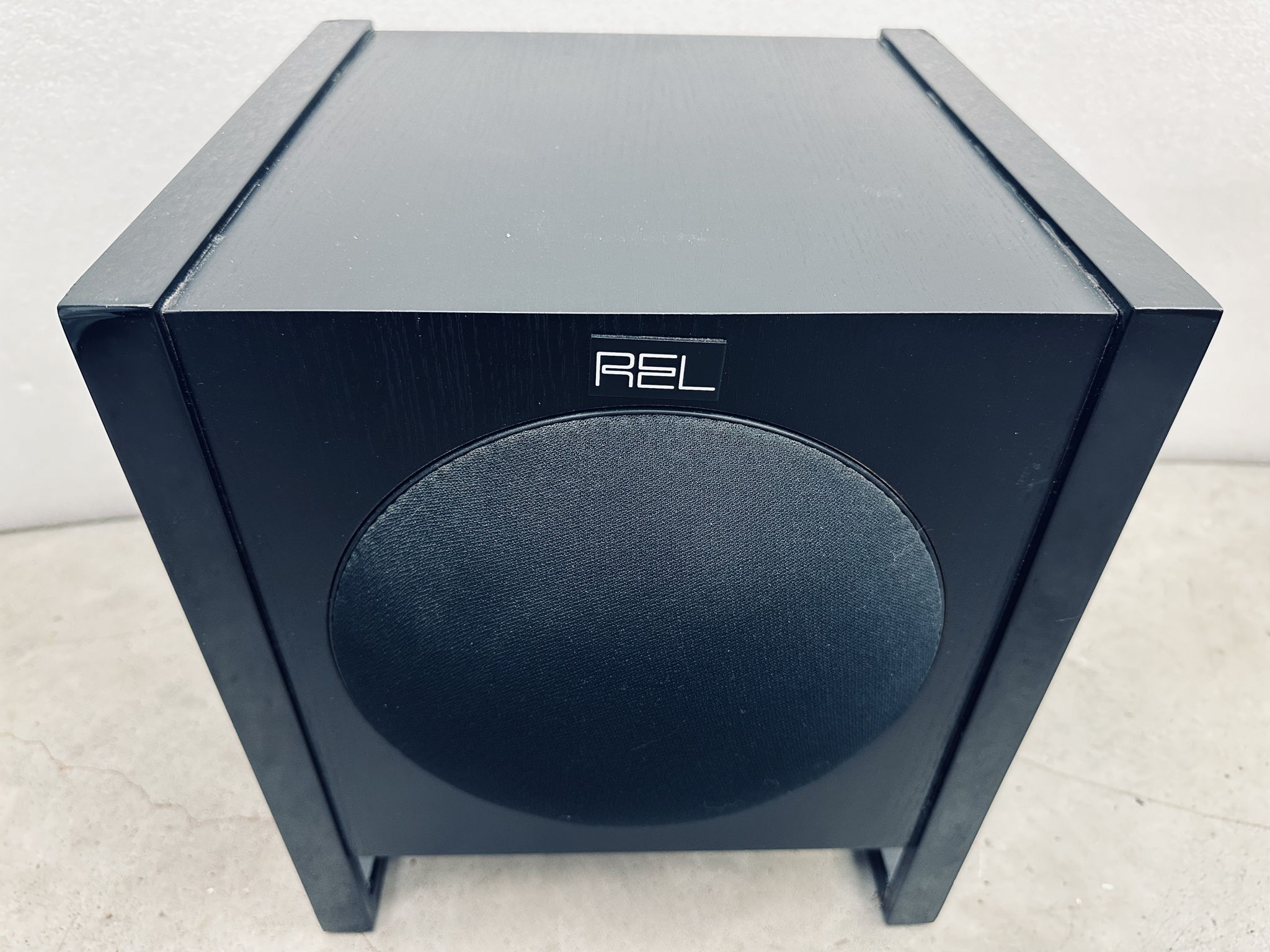 REL Acoustics T3 Subwoofer Black GOOD For Sale | Audiogon