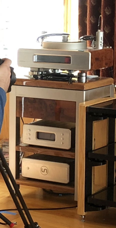 CONTINUUM AUDIO LABS CALIBURN TURNTABLE WI... For Sale | Audiogon