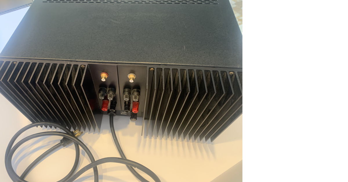 Conrad Johnson MF-200 Power Amplifier Soli... For Sale | Audiogon