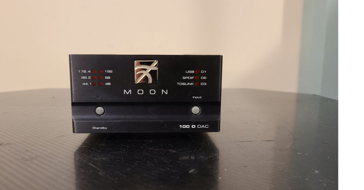 Simaudio Moon 100D DAC. For Sale | Audiogon