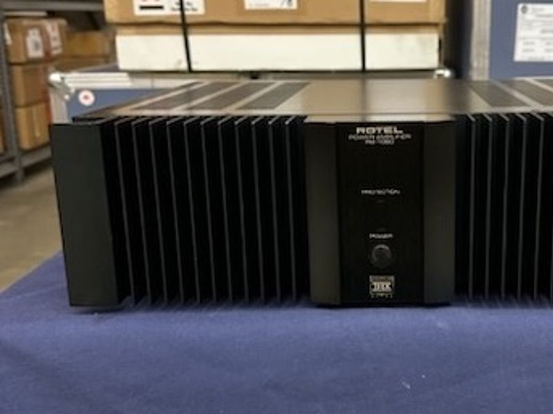 Rotel RB-1080 Stereo Amplifier For Sale | Audiogon