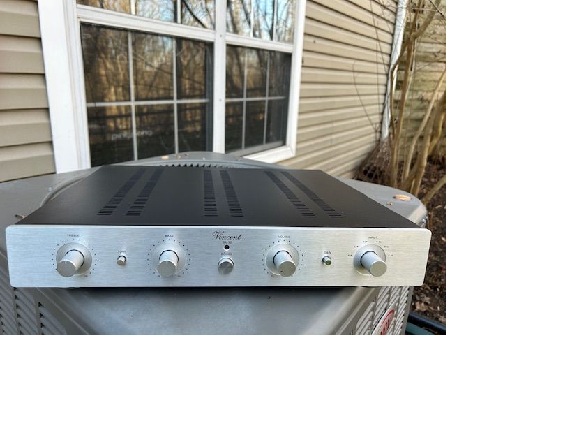 Vincent SA 32 Hybrid Preamp For Sale | Audiogon