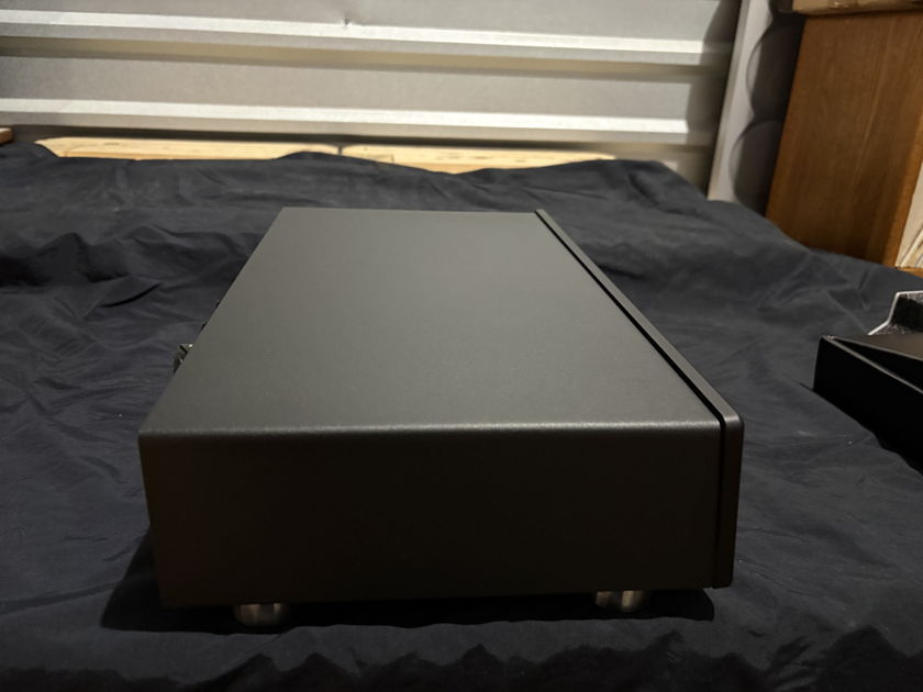 Shunyata Research Typhon T2 in Black w/ um... For Sale | Audiogon