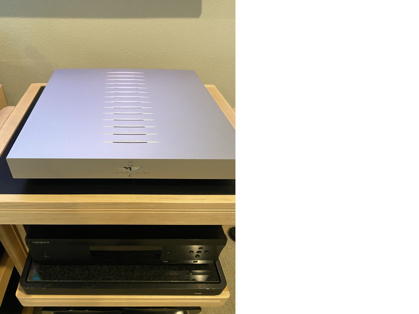 Linn Twin Silver | Solid state | Audiogon