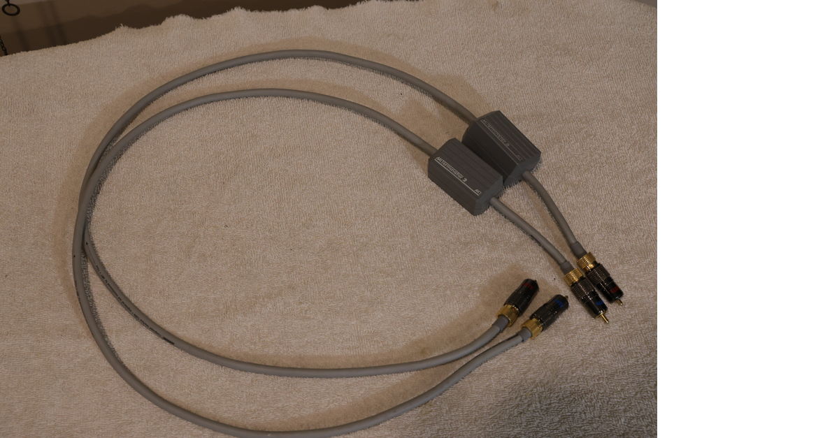 MIT Terminator 2 Interconnects - 1M pair For Sale | Audiogon
