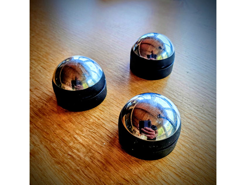 Magico QPOD Isolation Pods - Set of 3 - For Sale | Audiogon