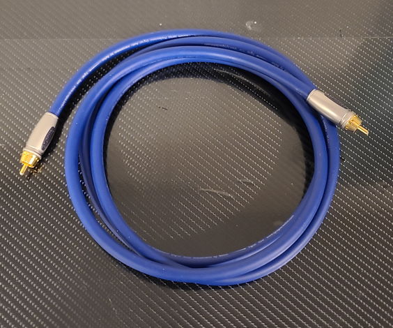 Belkin Synapse Platinum Digital Coaxial Cable. 2 Meters. RCA. | Digital ... Belkin Synapse Platinum Digital Coaxial Cable. 2 Meters. RCA. | Digital ...