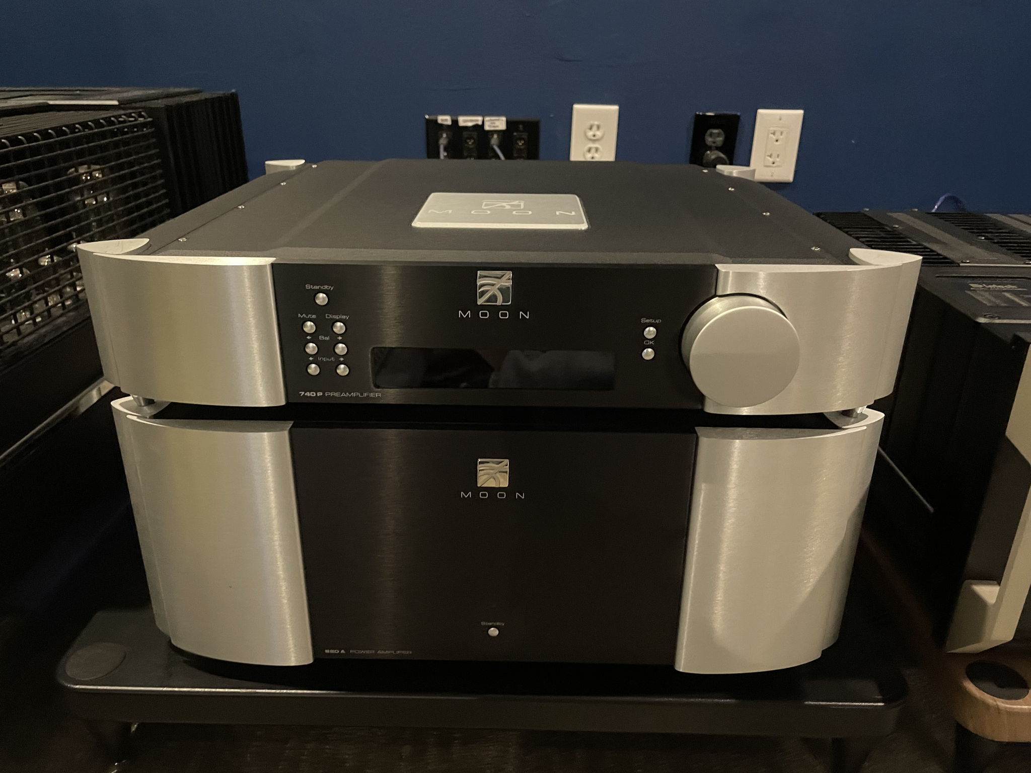 Moon Audio 860a V2 For Sale | Audiogon