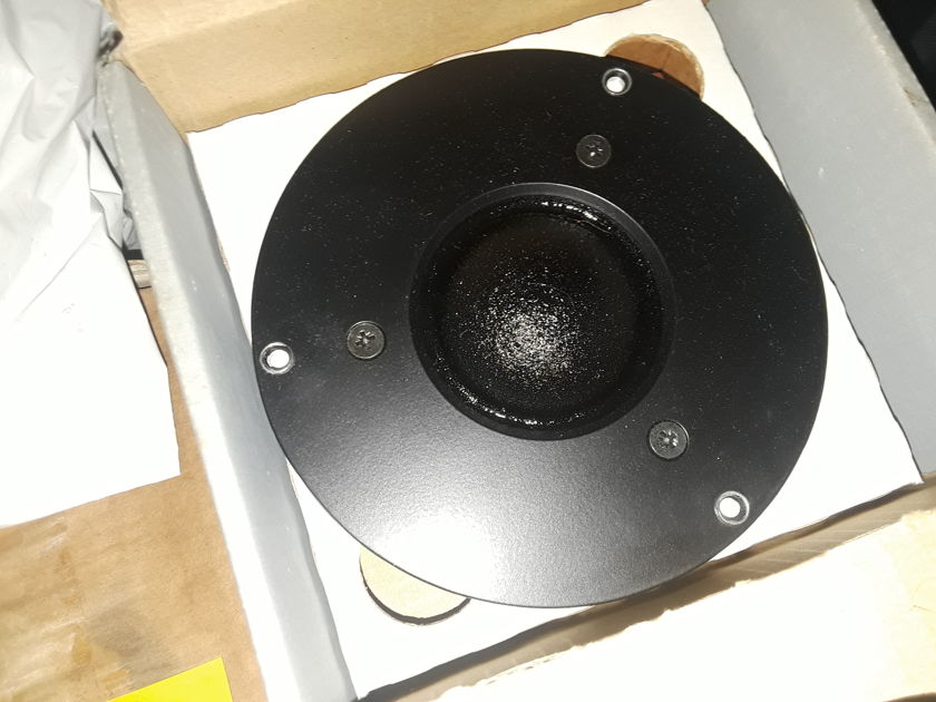 DYNAUDIO DOME MID RANGE NEW SPEAKER D52-AF For Sale | Audiogon