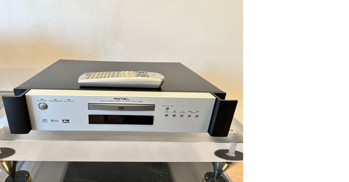 Rotel RDV-1050 cd/ Dvd Player works Great ... For Sale | Audiogon