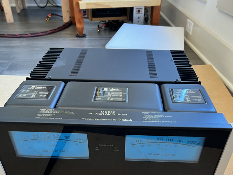McIntosh MC302 Stereo Power Amplifier For Sale | Audiogon