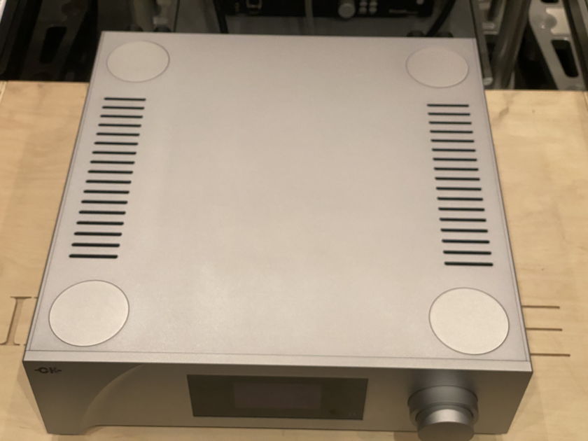 CH Precision i1 integrated (options availa... For Sale | Audiogon