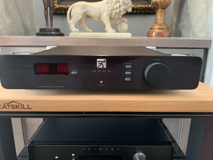 SimAudio I-5 integrated 2 channel Power Amp For Sale | Audiogon