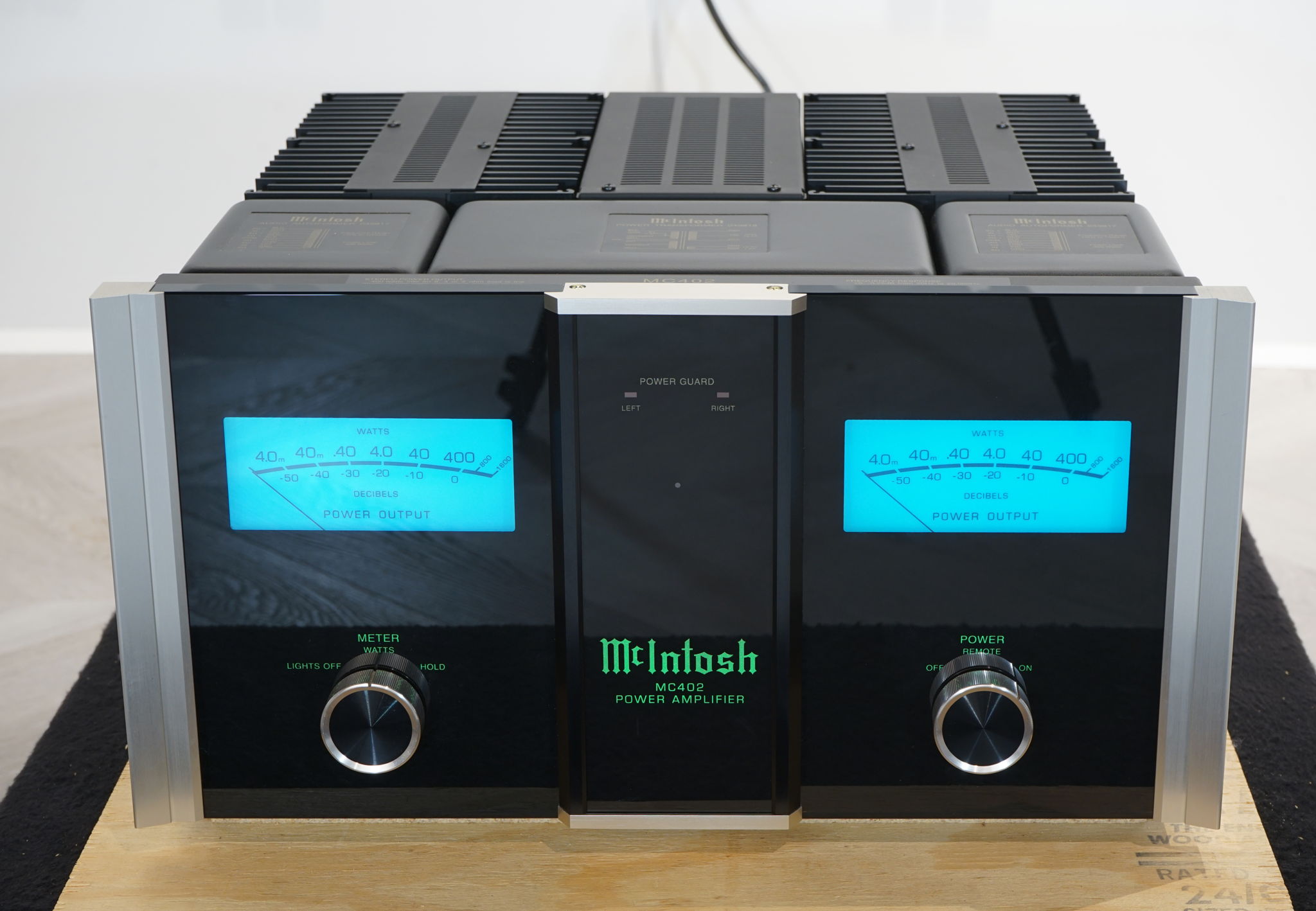McIntosh MC402 Power Amplifier, Excellent ... For Sale | Audiogon