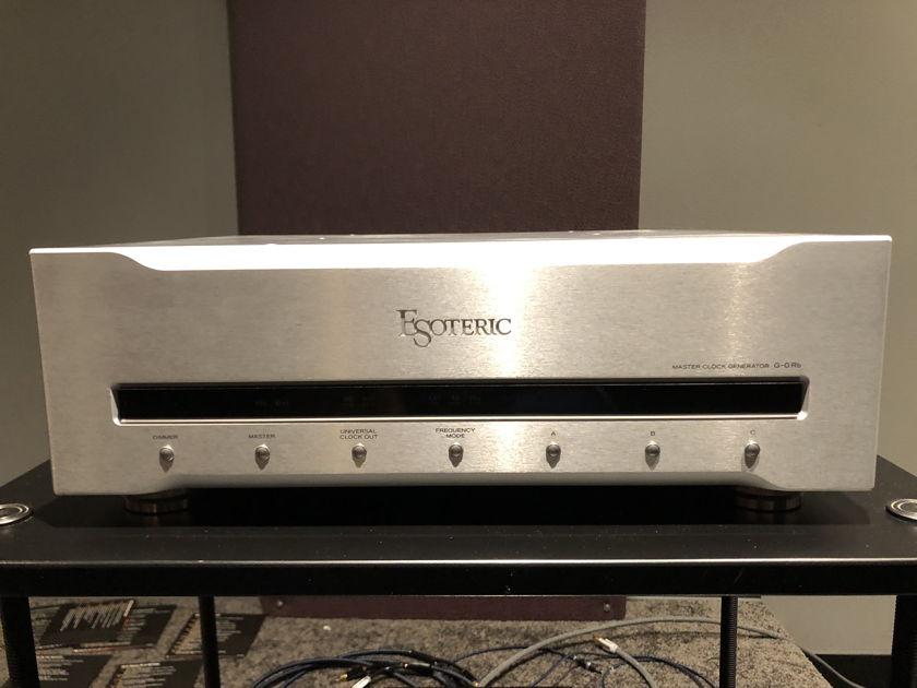 Esoteric G-ORb Rubidium Master Clock Generator | DA Converters | Audiogon