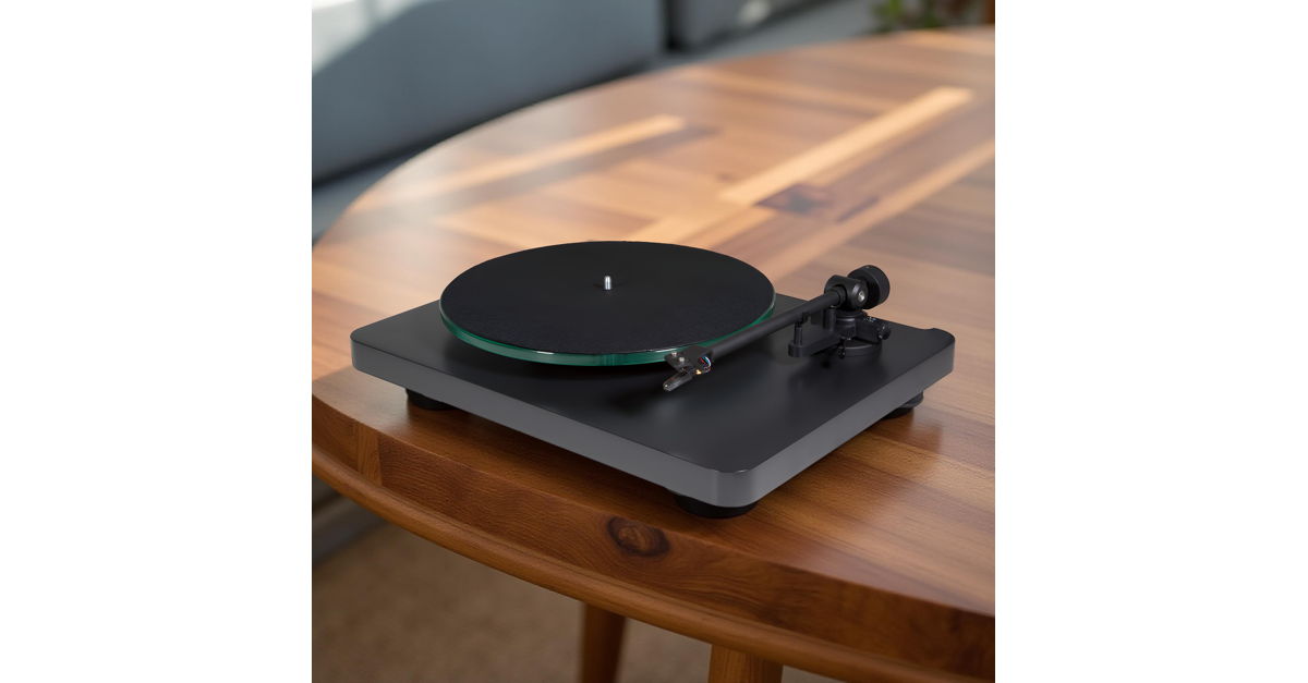 NAD C558 Turntable with Ortofon OM10 Phono... For Sale | Audiogon