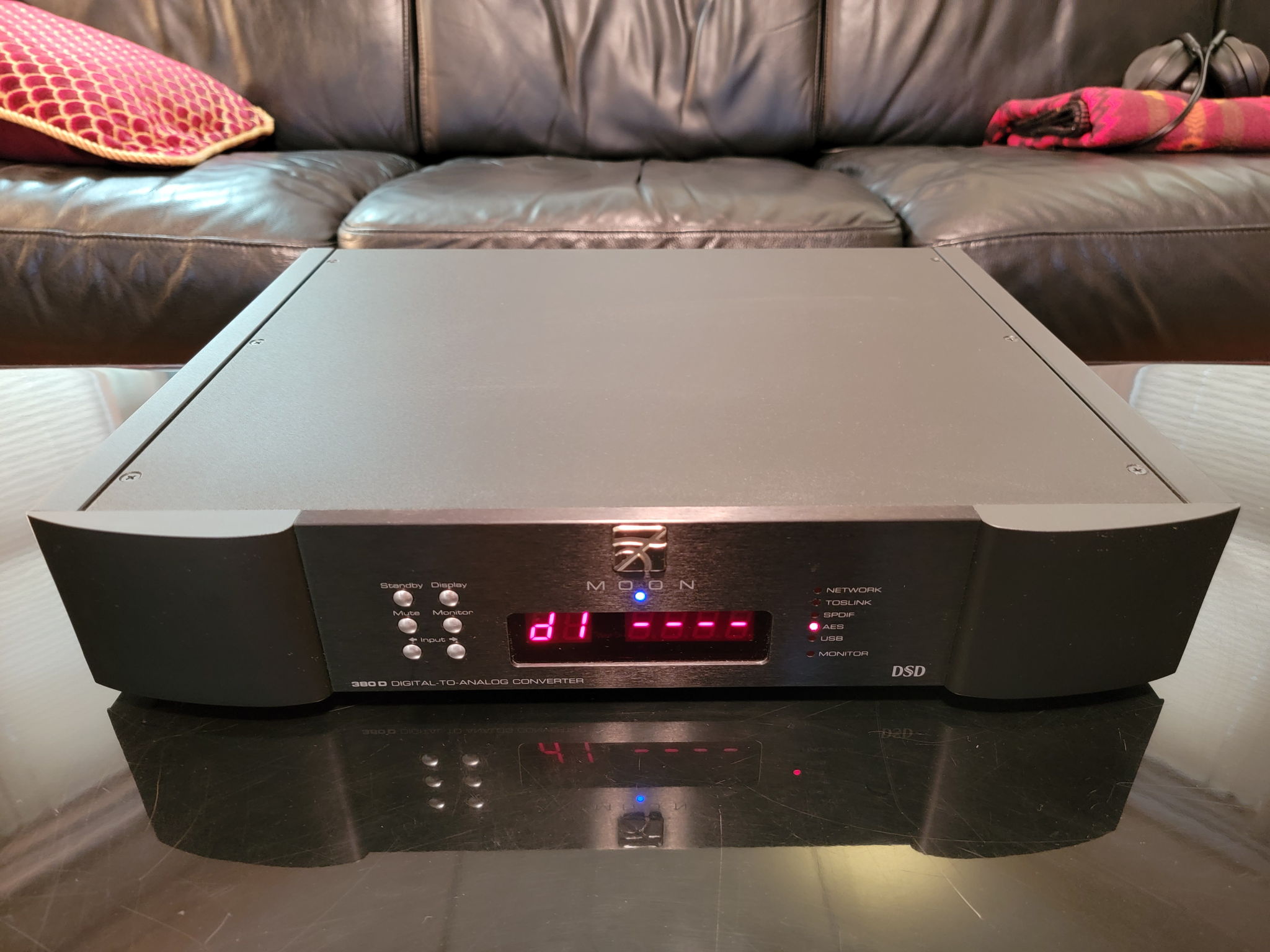 Simaudio Moon 380D DSD + MiND 2 + Volume C... For Sale | Audiogon