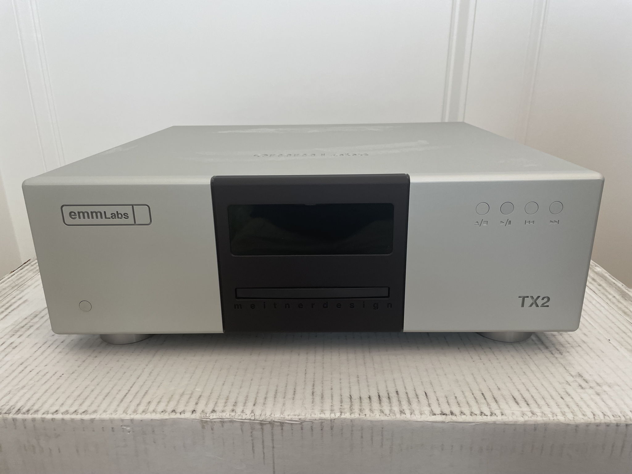 EMM Labs TX2 CD/SACD (Silver with black ce... For Sale | Audiogon