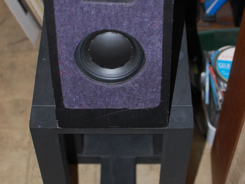 Meret Audio ANKH | Monitors | Audiogon
