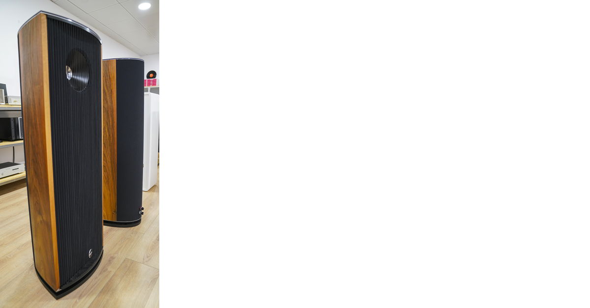 Ubiq Audio Model One (Standard Wood) For Sale | Audiogon