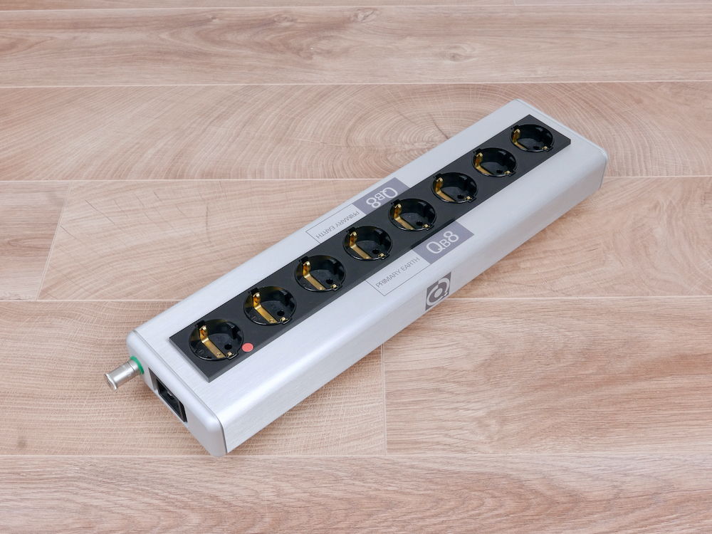 QRT Quantum QBASE QB8 MkII 16-20 Amp High ... For Sale | Audiogon