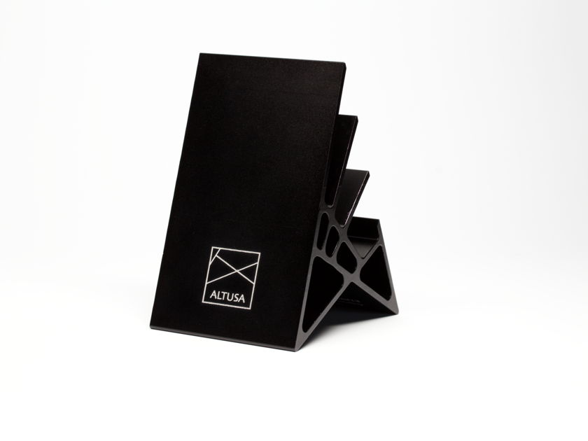 Altusa Cable Elevators For Sale | Audiogon