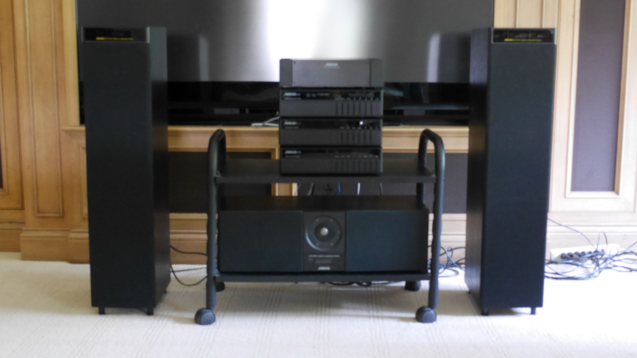 Complete Meridian System For Sale | Audiogon