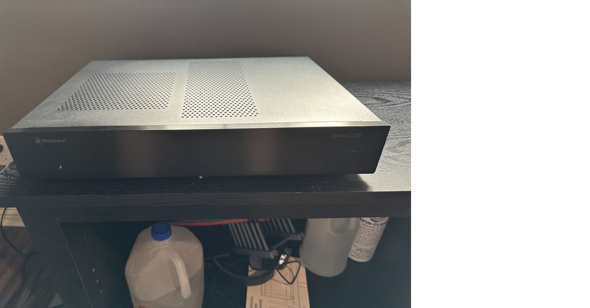 Outlaw Audio 2220 Monoblocks (3) For Sale | Audiogon