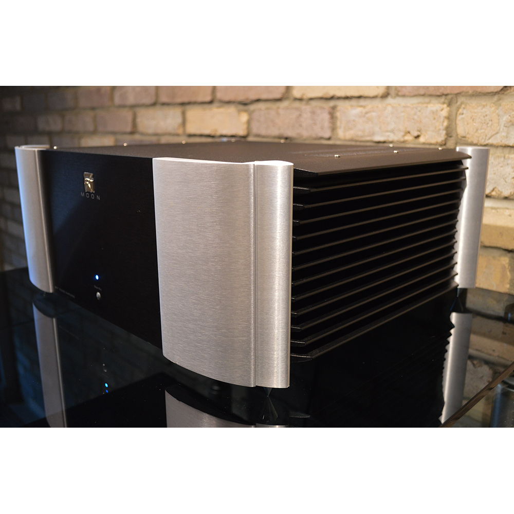 Simaudio Moon W7 - Dual Mono, 300 Watt /Ch... For Sale | Audiogon