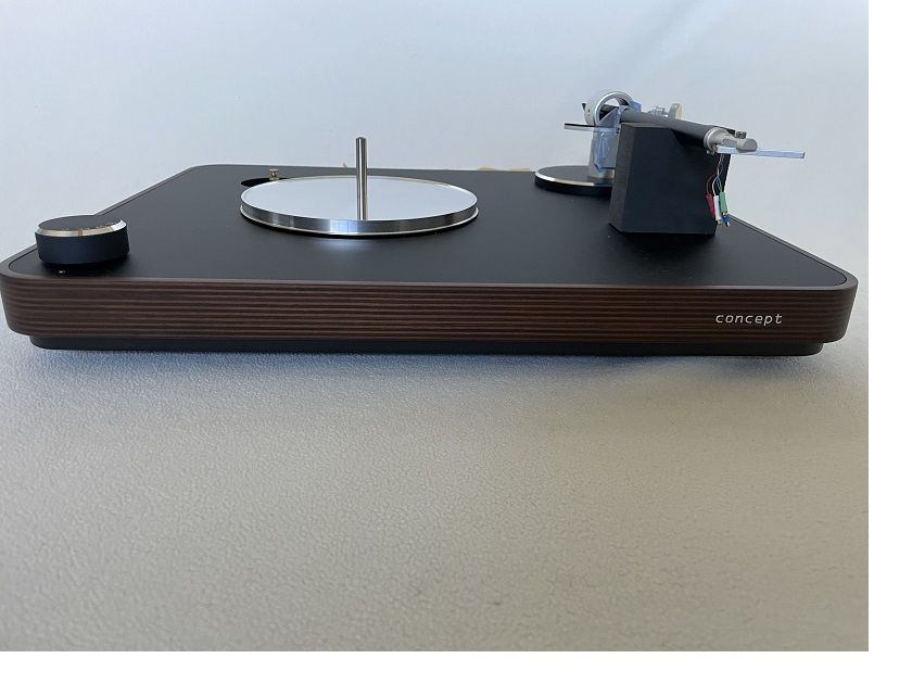 Clearaudio Concept Dark Wood Turntable Wit... For Sale | Audiogon
