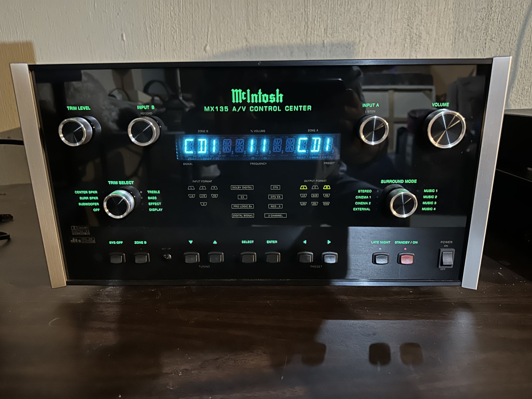 McIntosh MX135 A/V Control Center Processo... For Sale | Audiogon