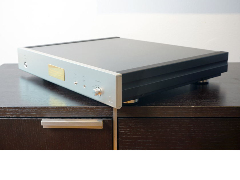 Luxman E-1 Phono Preamplifier For Sale | Audiogon