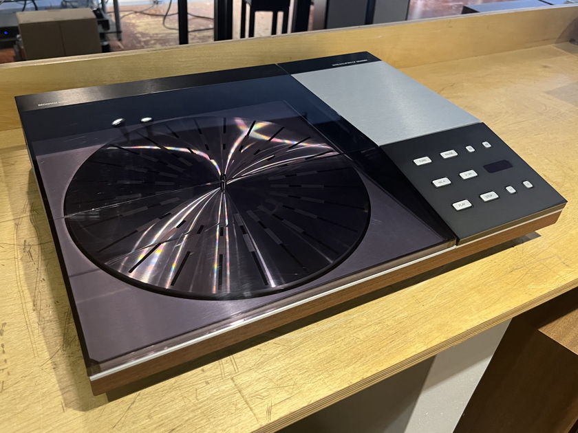 Bang & Olufsen Beogram 8002 Tangential Dri... For Sale | Audiogon