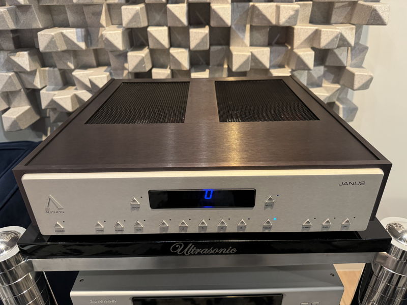 Aesthetix Janus Tube Signature Preamp with... For Sale | Audiogon