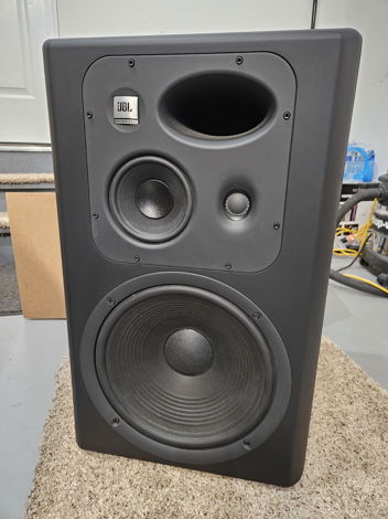 JBL Professional LSR6332 Studio Monitors For Sale | Audiogon
