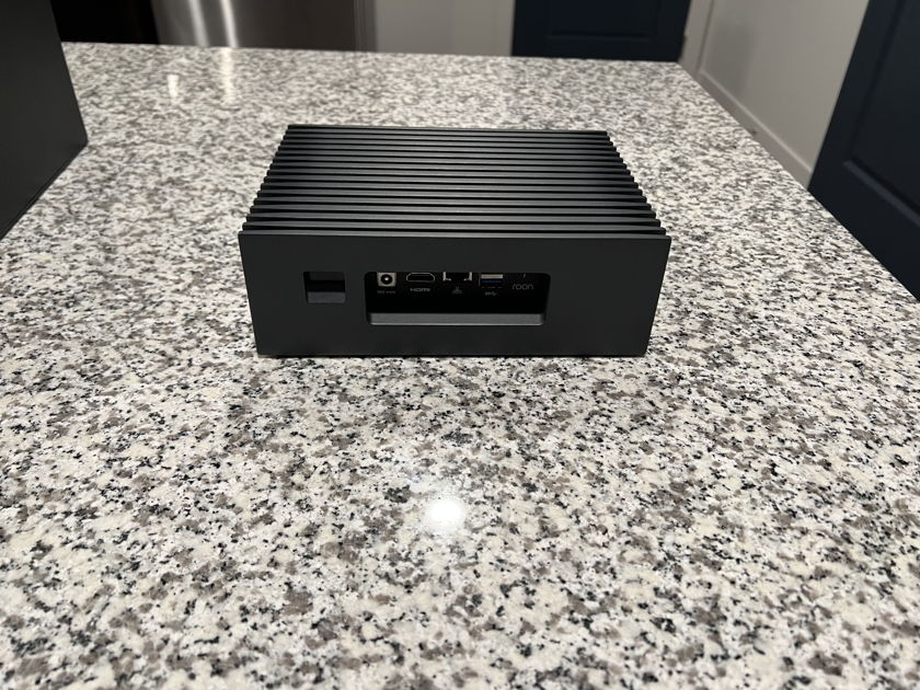 Roon Labs NUCLEUS+ | Music Servers & Docks | Audiogon