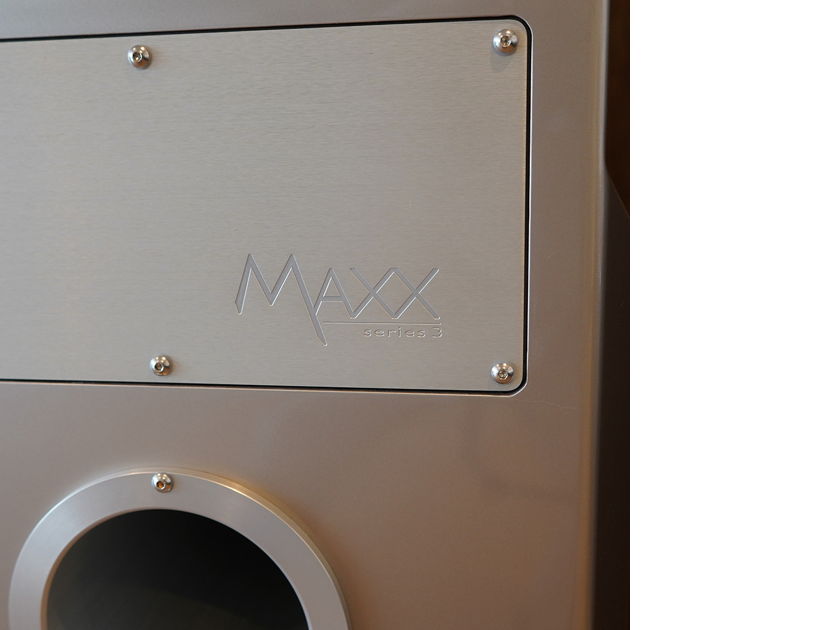 Wilson Audio MAXX 3 Floorstanding Speakers... For Sale | Audiogon