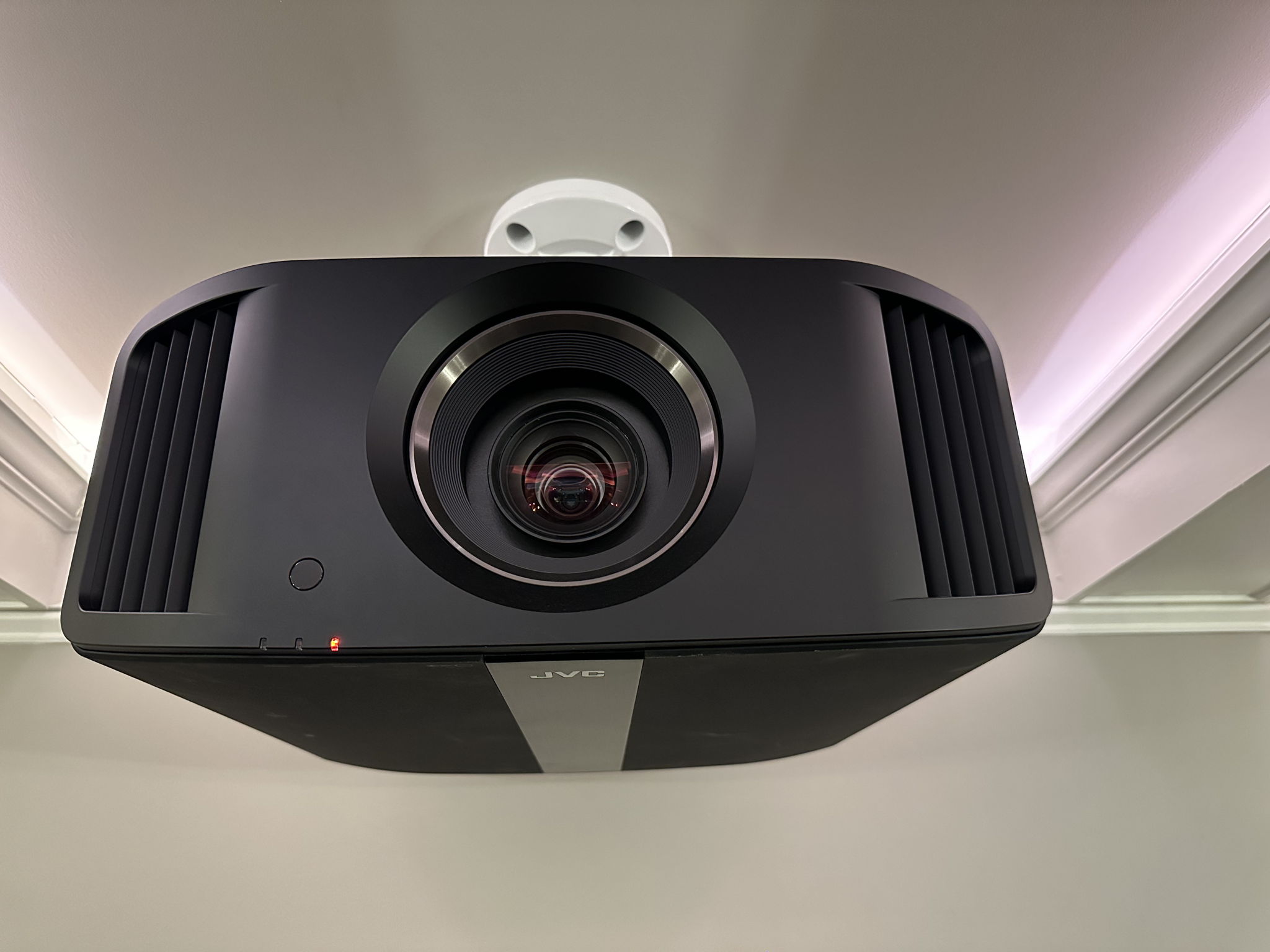 JVC NZ-8 NZ-8R 4K 8K Laser Projector For Sale | Audiogon