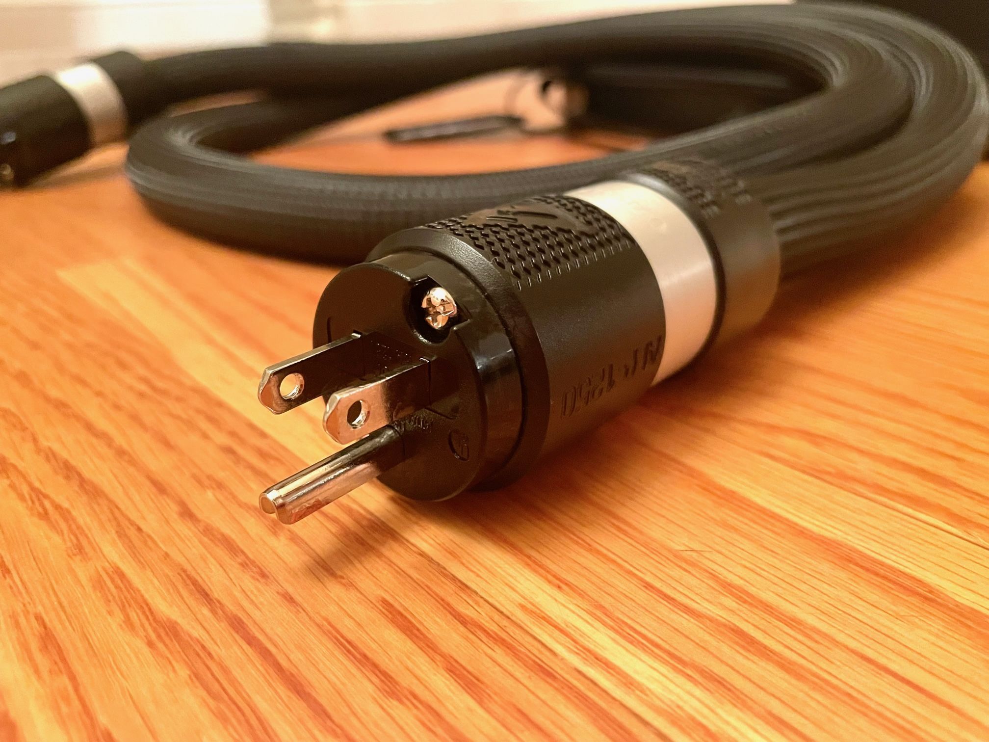 Shunyata Alpha NR V1, FREE Shipping, 1.75M... For Sale | Audiogon