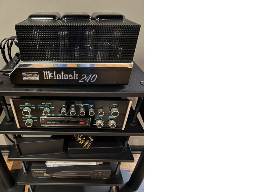 McIntosh C33 Preamp For Sale | Audiogon