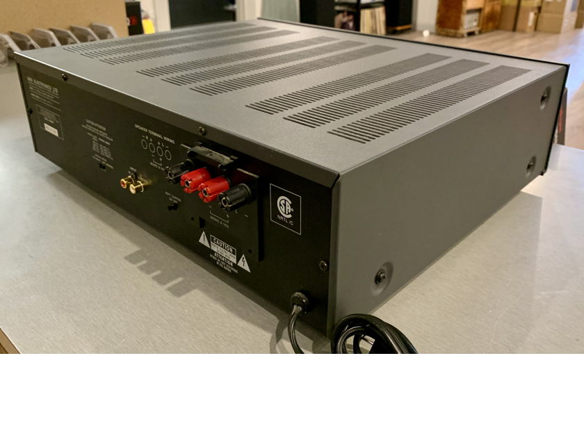 NAD 214 Stereo Power Amplifier For Sale | Audiogon