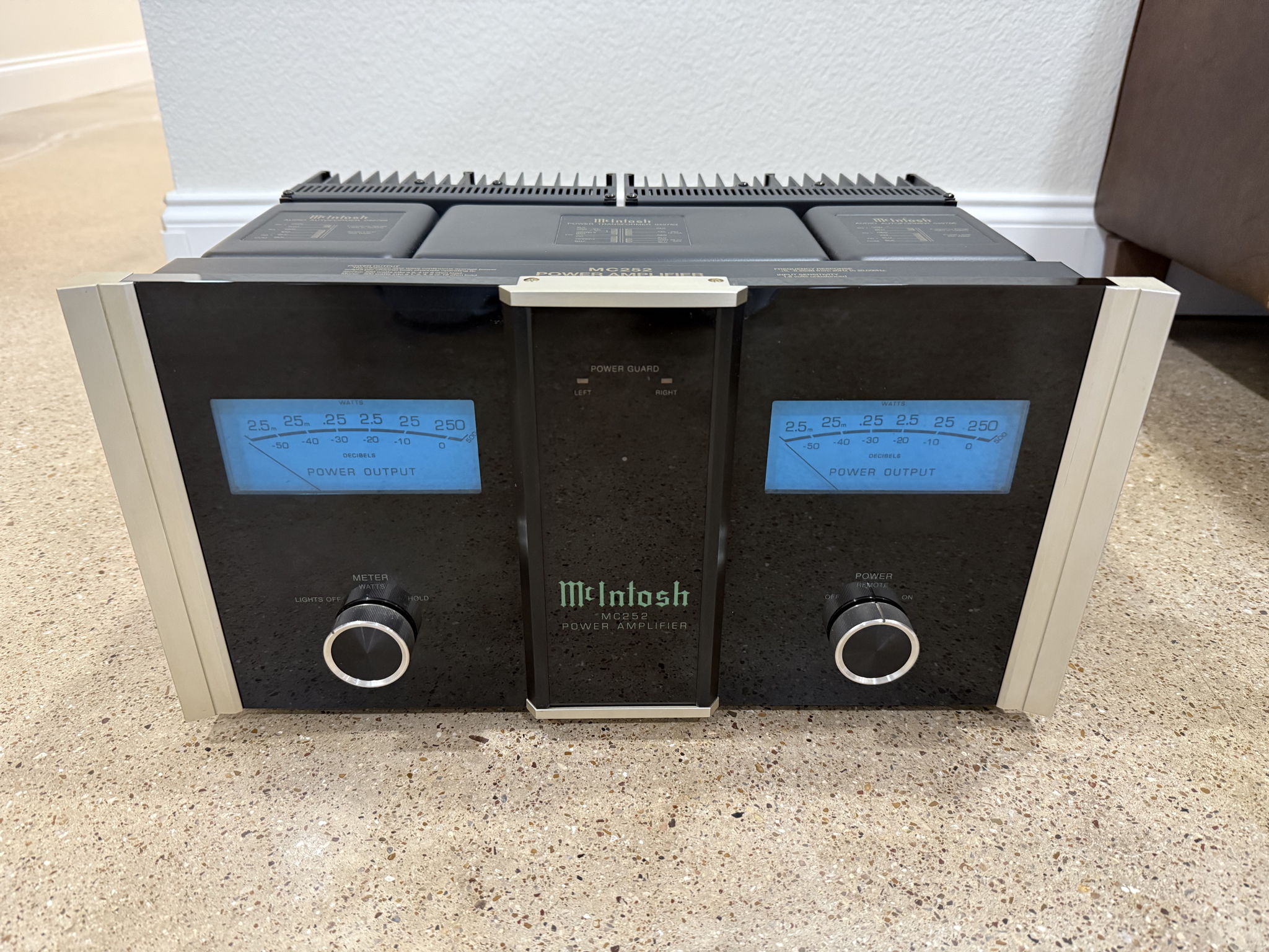 McIntosh MC-252 Mono/Stereo Amplifier - Go... For Sale | Audiogon