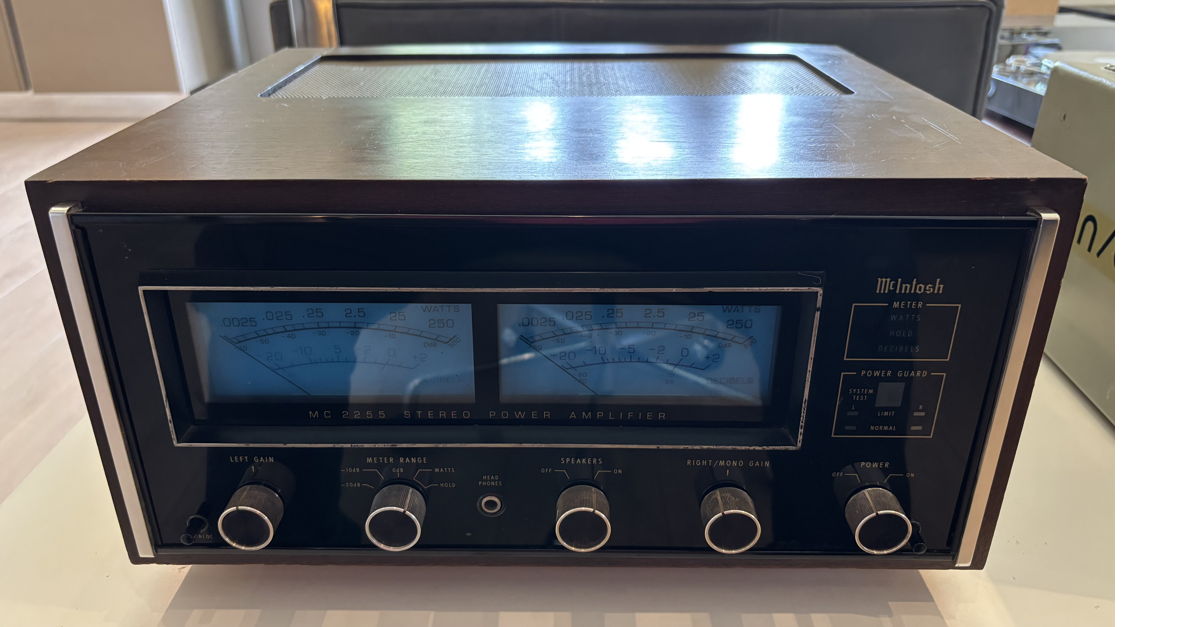 McIntosh MC2255 2-Channel Solid State Ster... For Sale | Audiogon