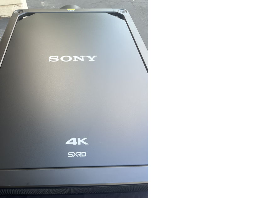 Sony VPL-VW5000ES For Sale | Audiogon