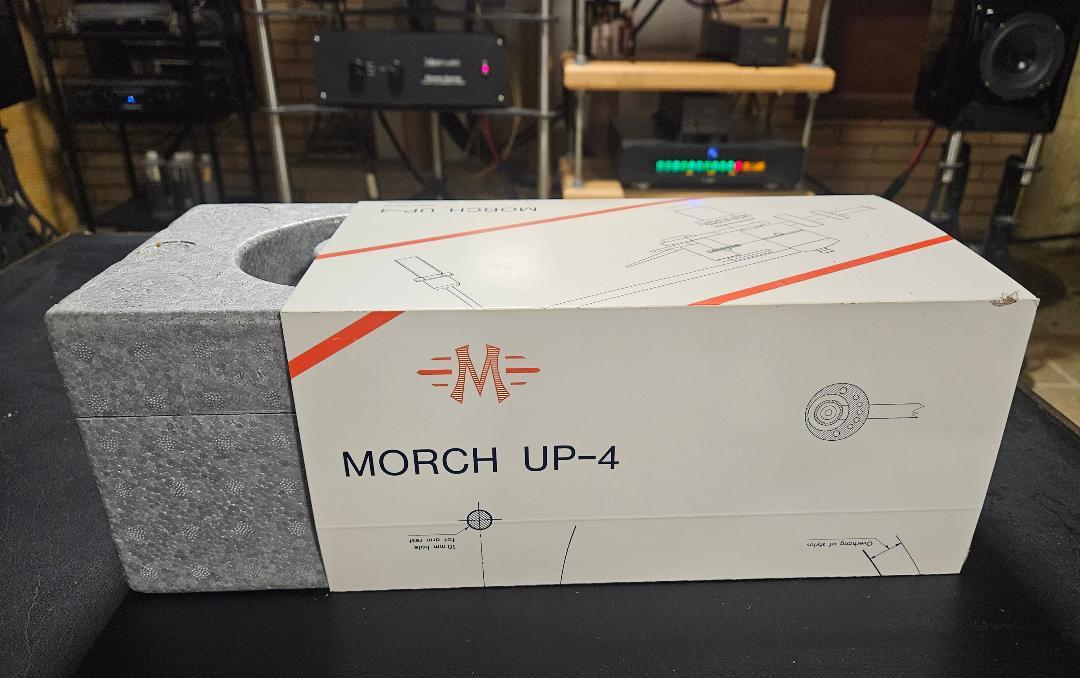 Morch UP-4 red 9" tonearm. Built like jewl... For Sale | Audiogon