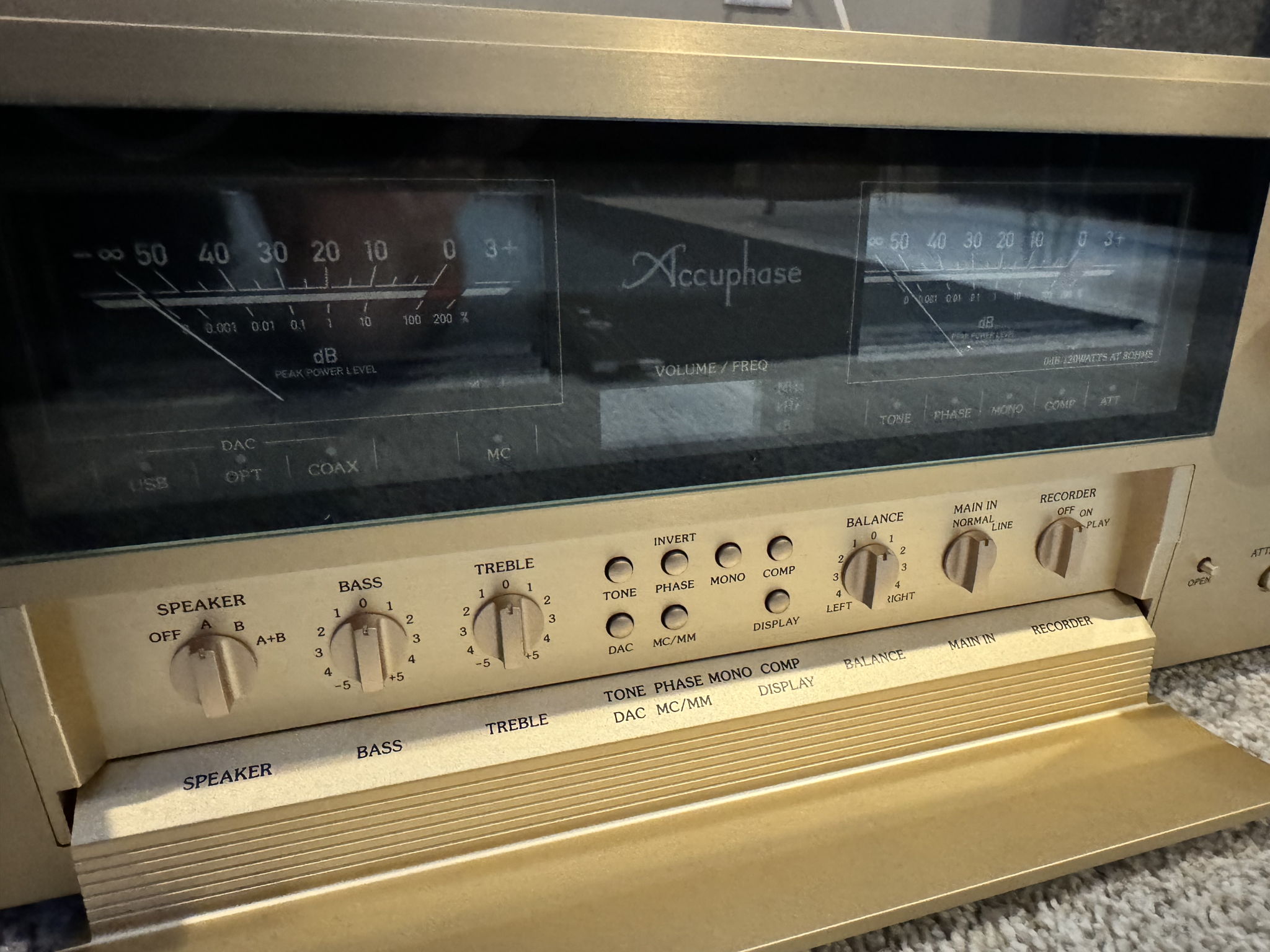 Accuphase E380 integrated amplifier (120v) For Sale | Audiogon