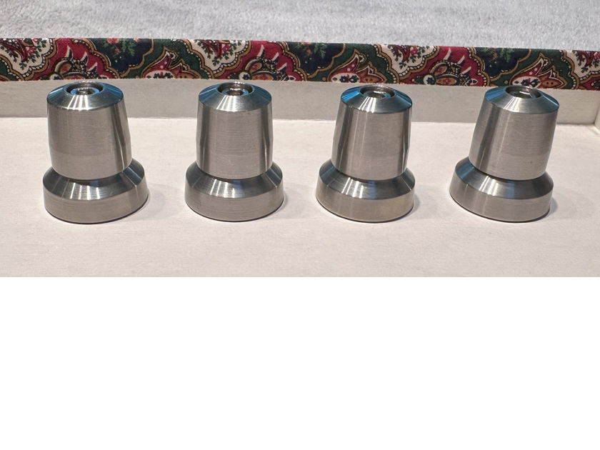 Stillpoint Ultra Mini w Base footers For Sale | Audiogon