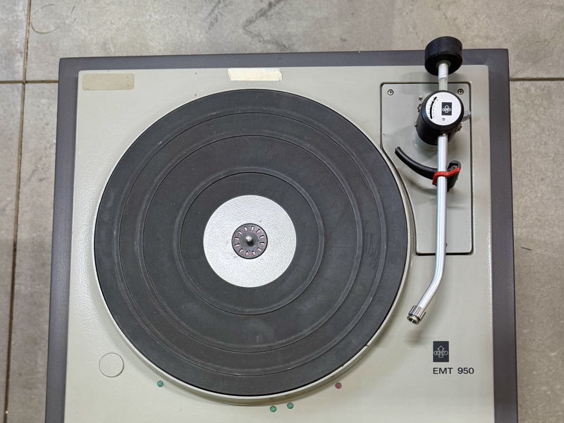 EMT Audio 950 Direct Drive Turntable(has a... For Sale | Audiogon