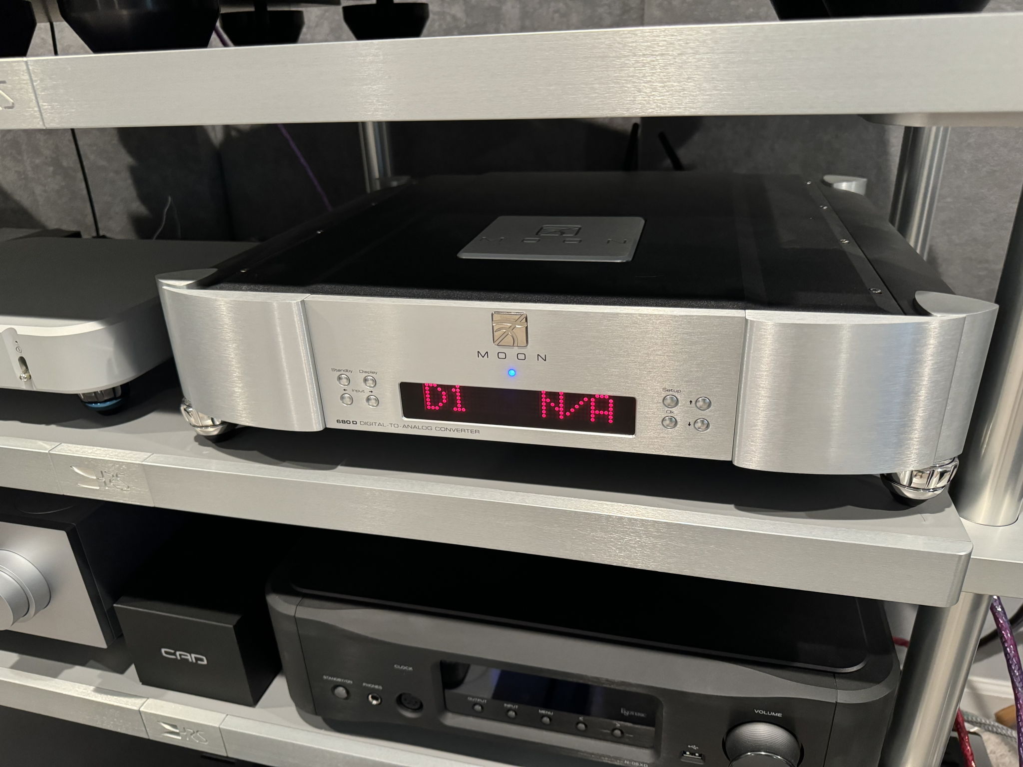 Simaudio MOON 680D For Sale | Audiogon