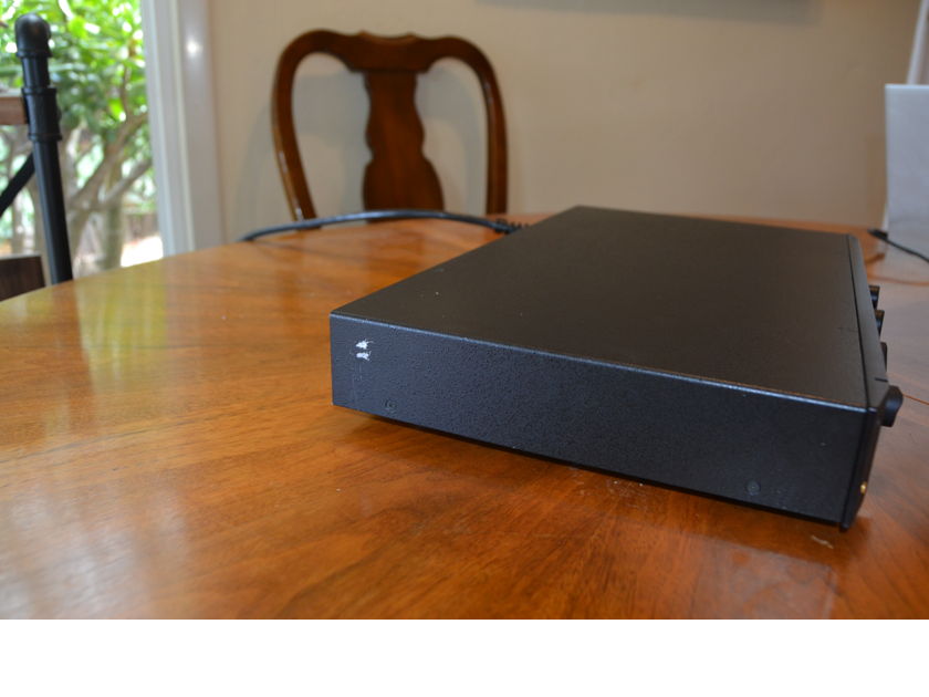 Threshold T-3i Preamplifier For Sale | Audiogon